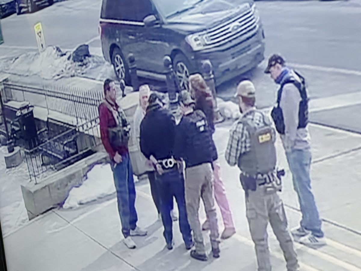 ICE agents detain man outside of Fayette County Courthouse - Observer ...